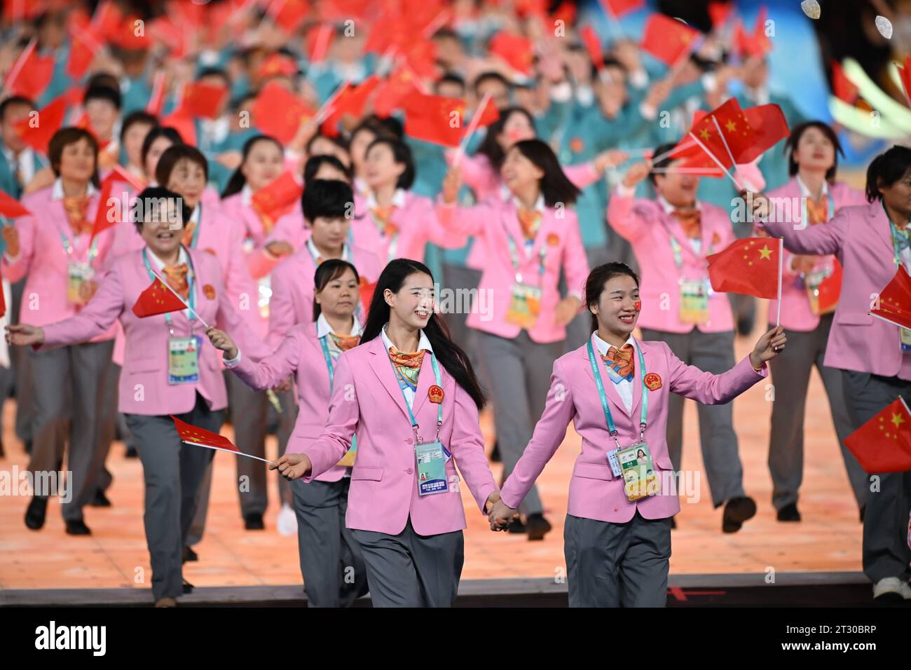 Hangzhou. 22nd Oct, 2023. Delegation of China parade into the Hangzhou ...