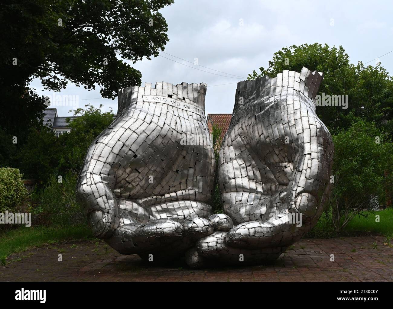he Hands Sculpture by artist Rick Kirby, outside Woodbridge Quay Church ...