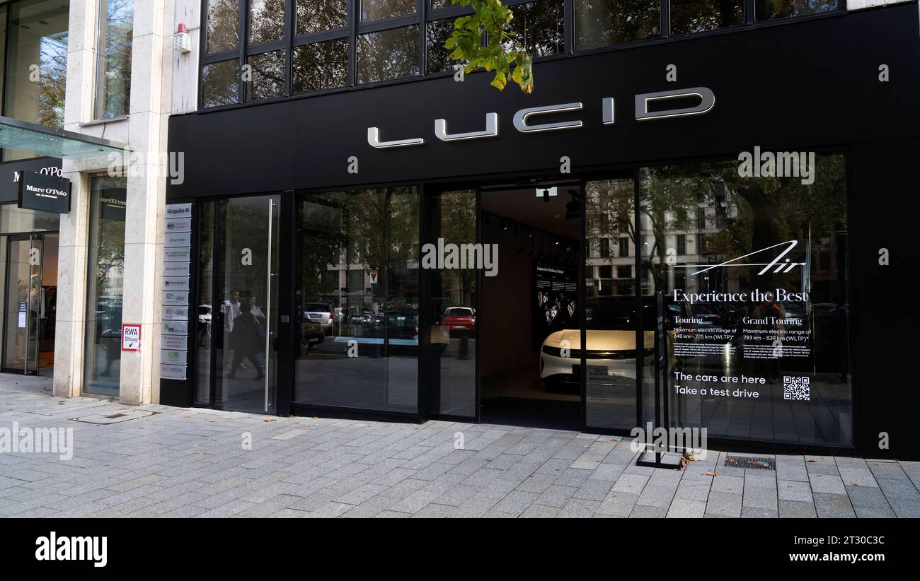 Lucid motors hi-res stock photography and images - Alamy