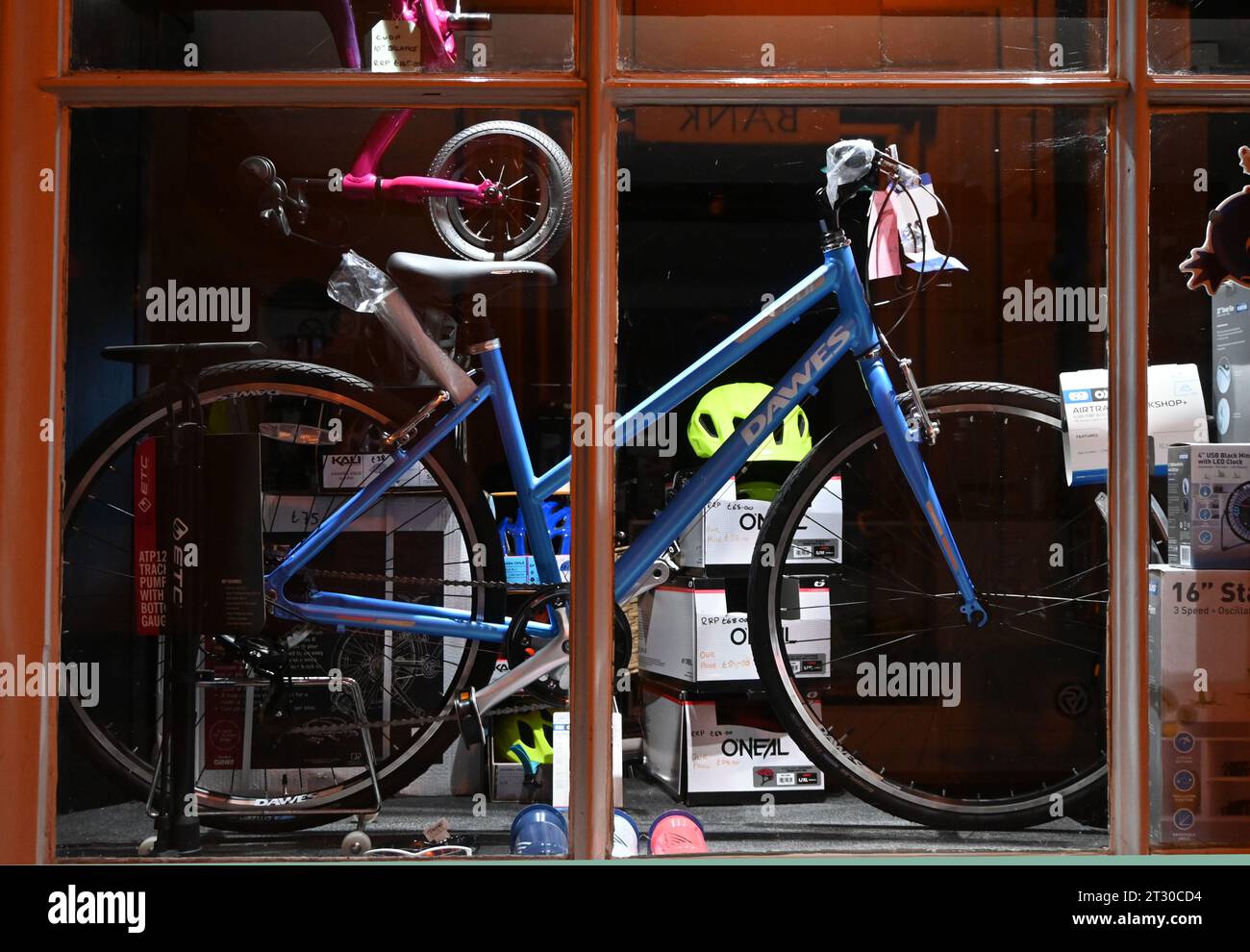 Window cycle hi-res stock photography and images - Alamy