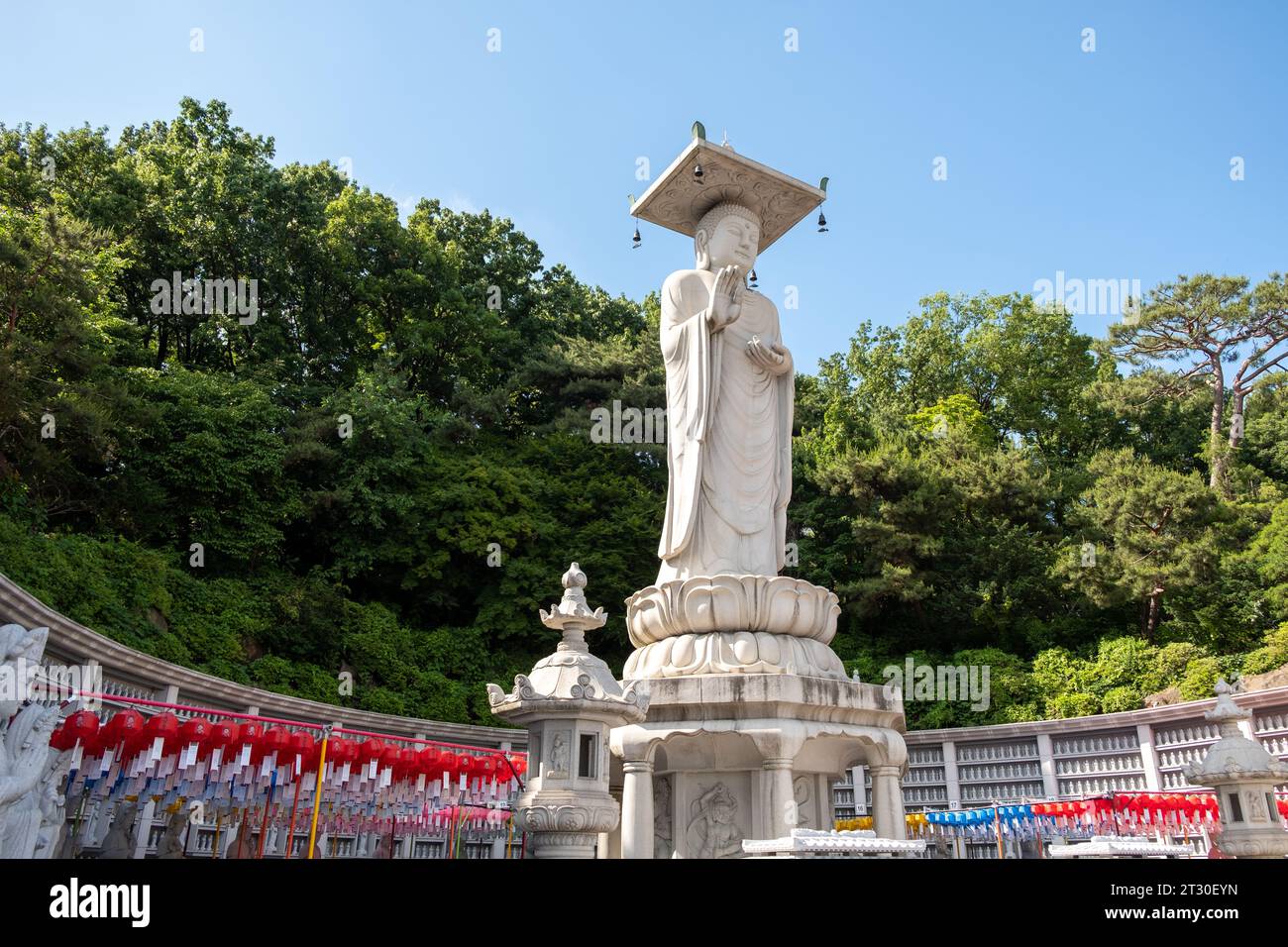 Bongeunsa Buddhist Temple in Gangnam in Seoul South Korea on 29 May ...