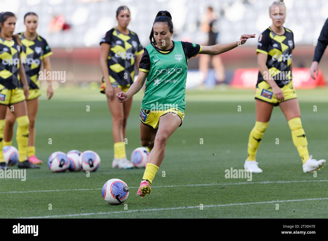Sydney, Australia. 22nd Oct, 2023. Emma Main of Wellington Phoenix ...