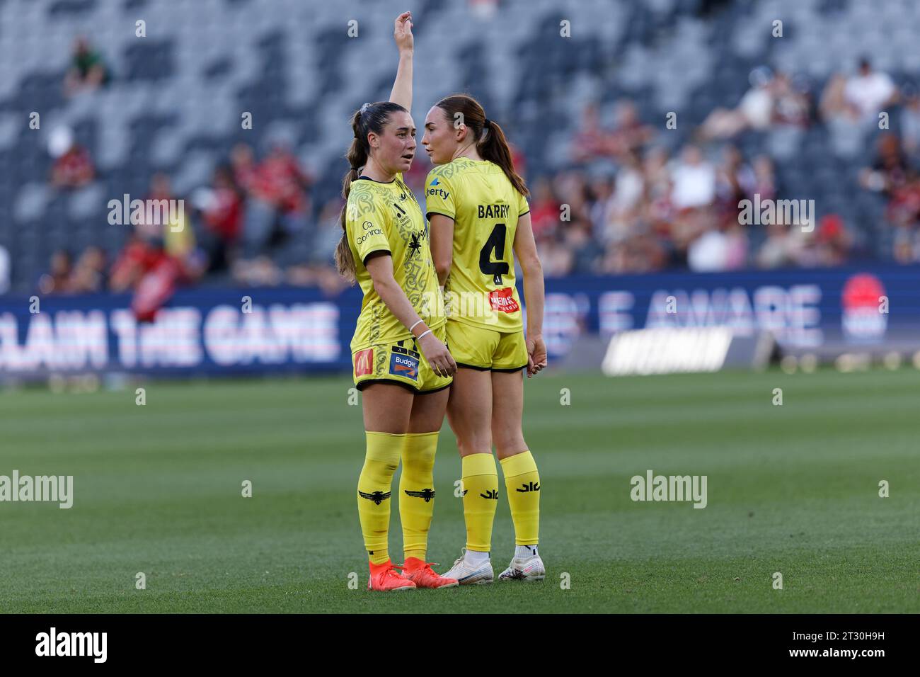 Sydney, Australia. 22nd Oct, 2023. Hope Breslin and Mackenzie Barry of ...