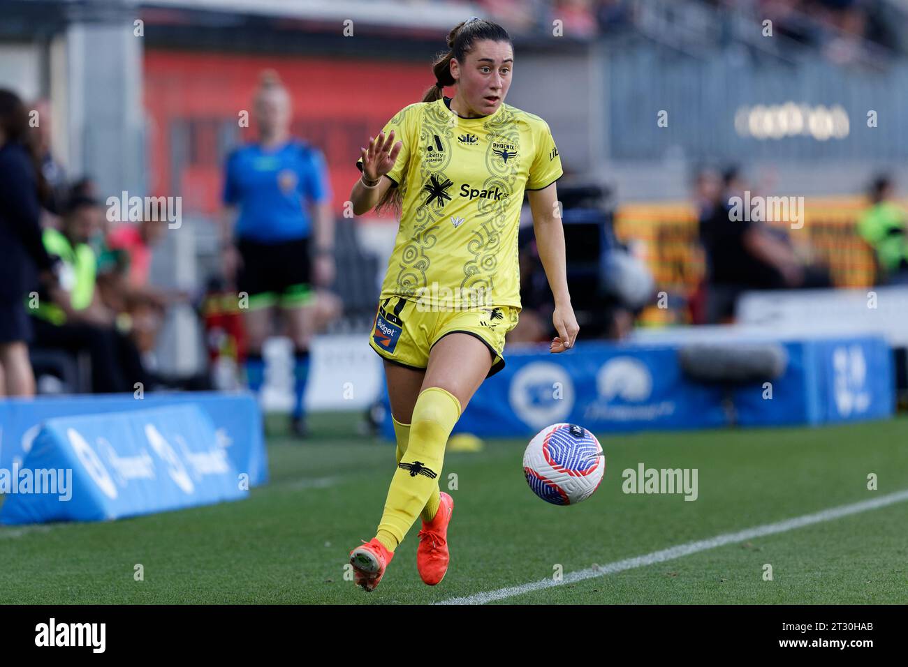 Sydney, Australia. 22nd Oct, 2023. Hope Breslin of Wellington Phoenix ...