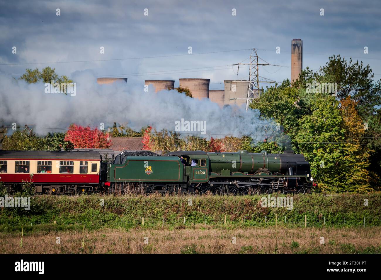 The Royal Scot heritage steam engine hauling the Pennine Moors Explorer ...
