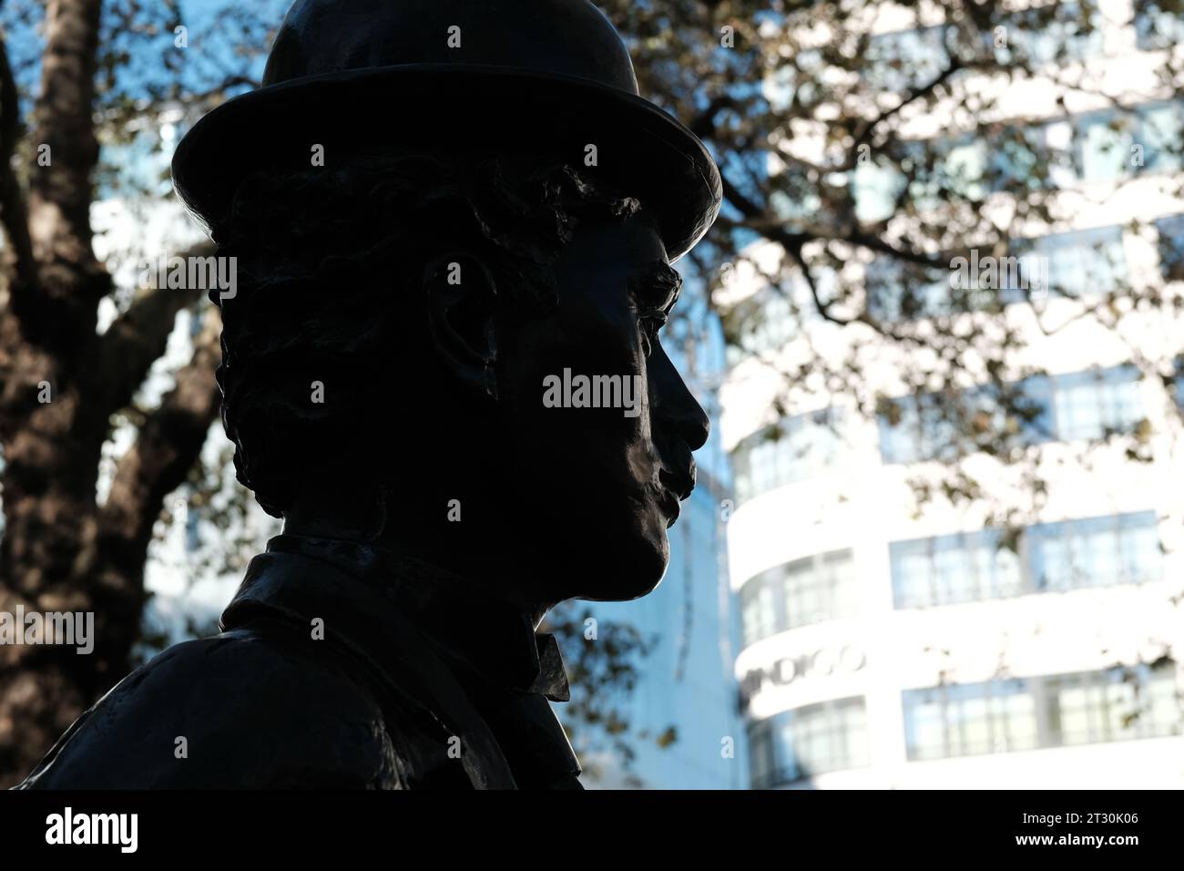 Charlie Chaplin Statue Stock Photo - Alamy