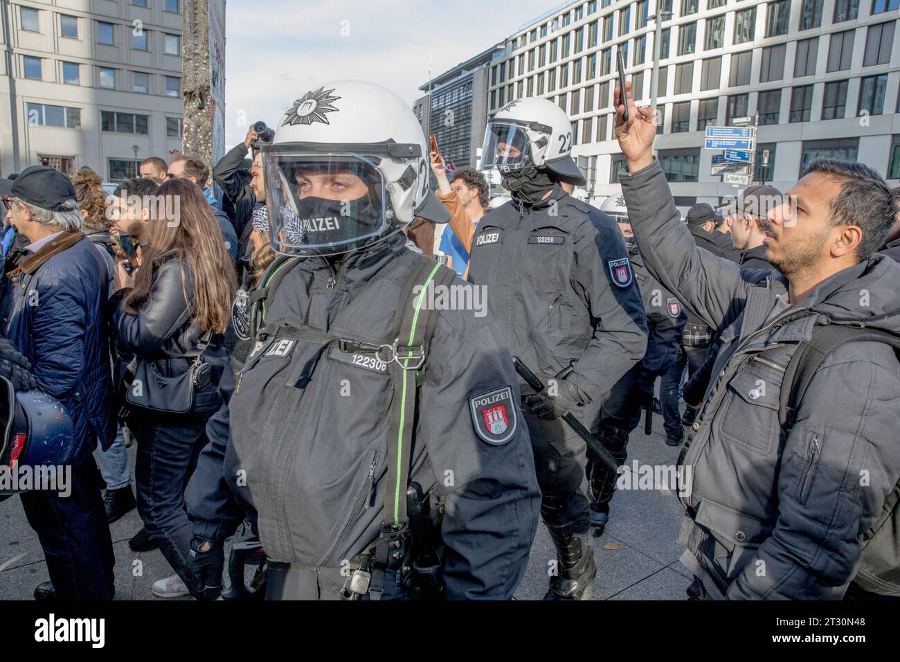 Berlin, Germany. 22nd Oct, 2023. Amidst the backdrop of the pro-Israel ...