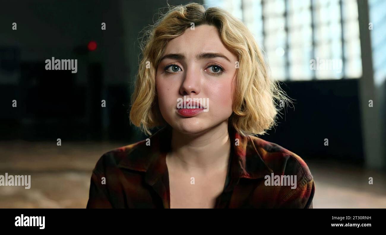 School spirits peyton list hi-res stock photography and images - Alamy