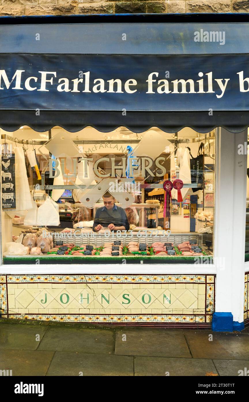 Butchers shop window uk hi-res stock photography and images - Alamy