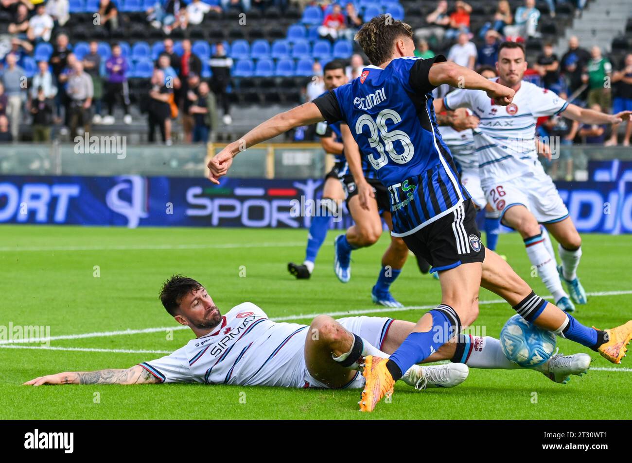Simone branca hi-res stock photography and images - Alamy