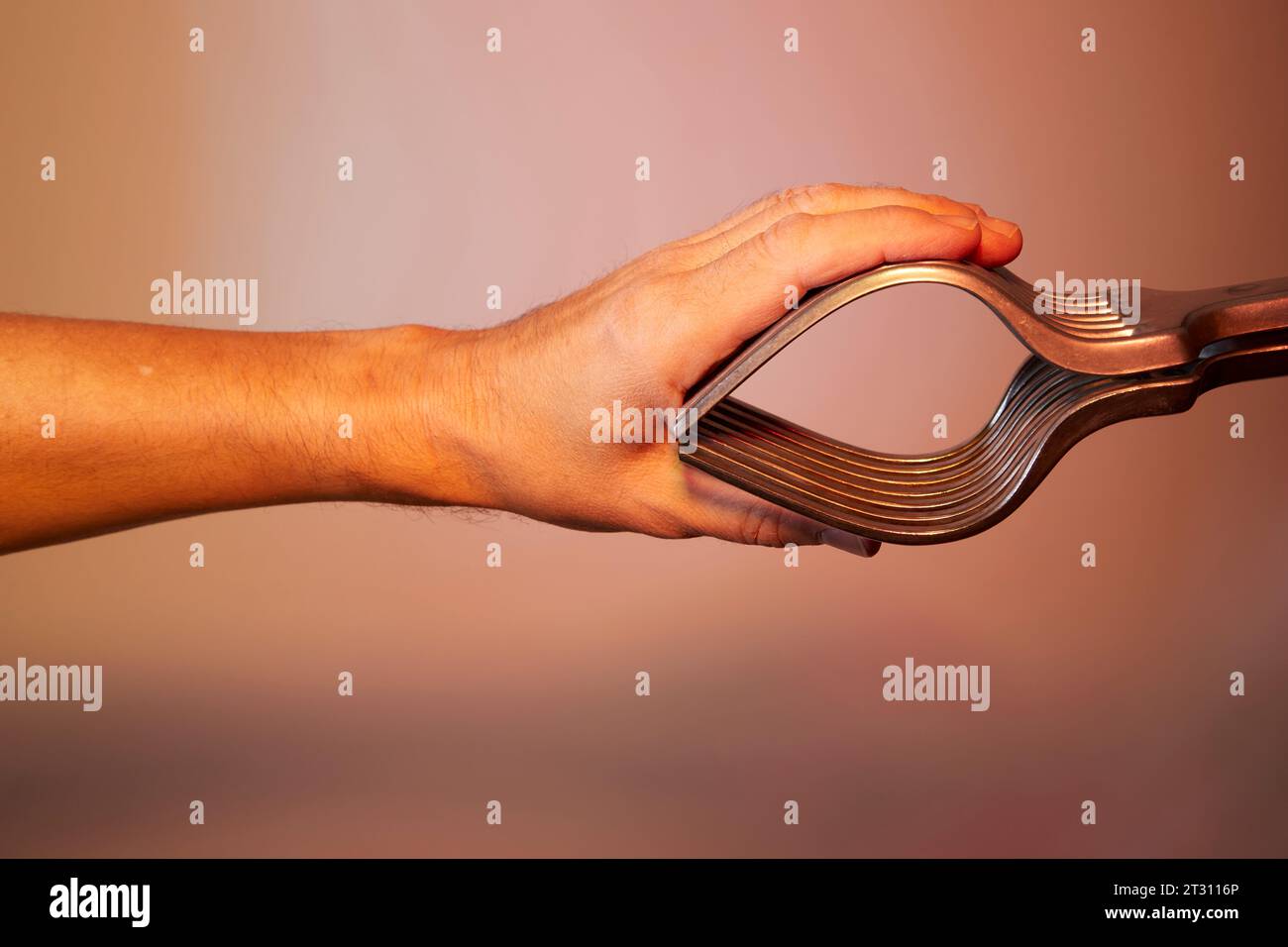 Robot claw hi-res stock photography and images - Alamy