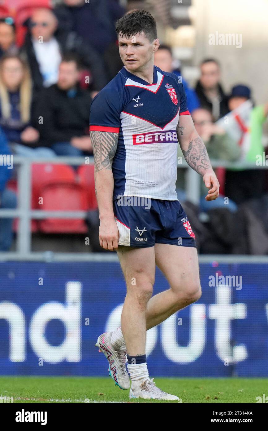 John Bateman #11 of England during the Rugby League International match ...