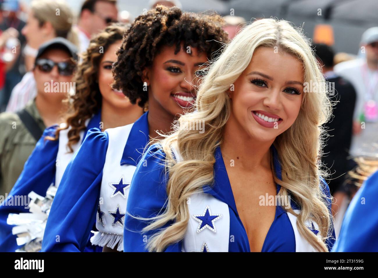 2023 dallas cowboys cheerleaders hi-res stock photography and images ...