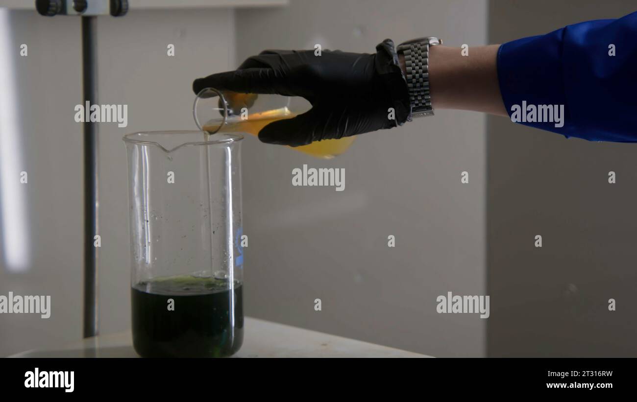 Close up footage man pouring hi-res stock photography and images - Alamy