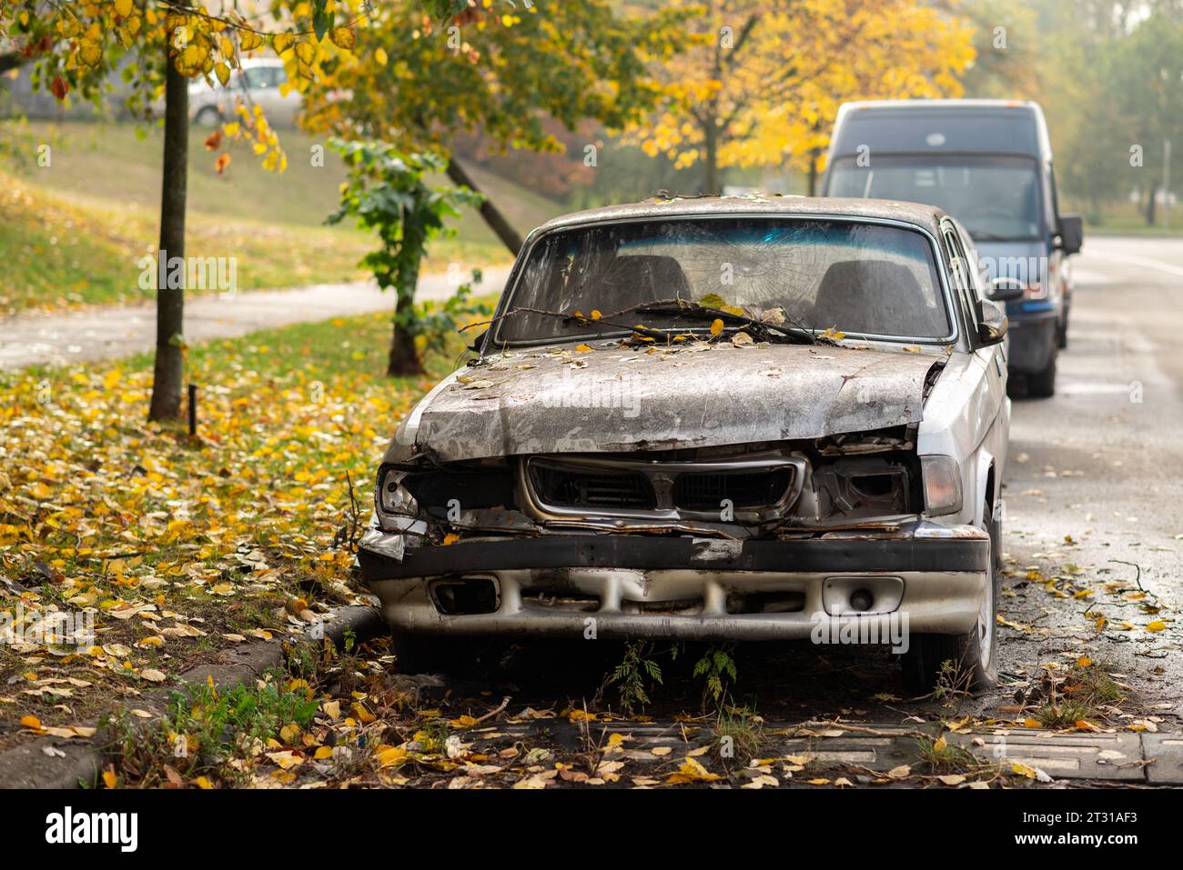 Broken down old car hi-res stock photography and images - Alamy