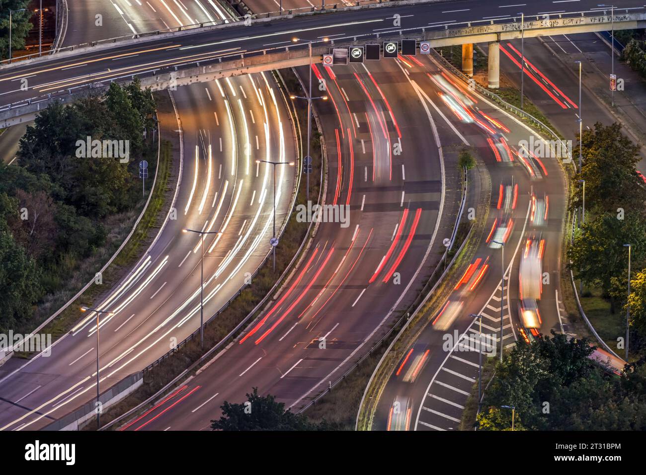 Autobahndreieck Funkturm, Stadtautobahn A 100, Charlottenburg, Berlin ...