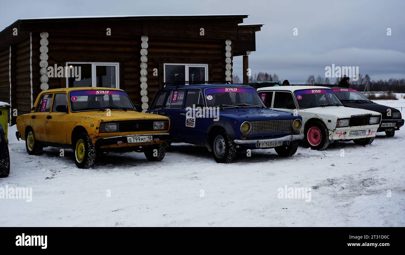 Motor rally in Russia. Clip. Russian cars of old models in snowy ...