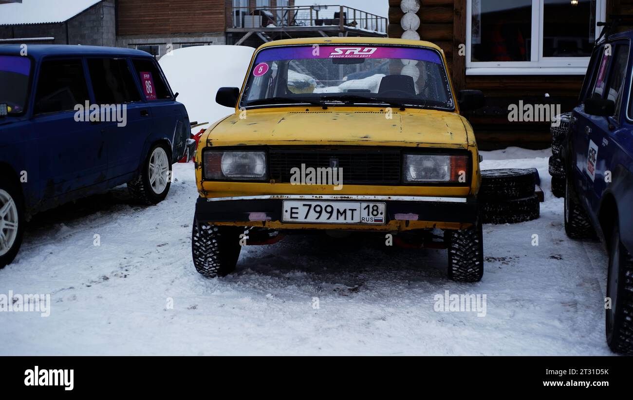 Motor rally in Russia. Clip. Russian cars of old models in snowy ...