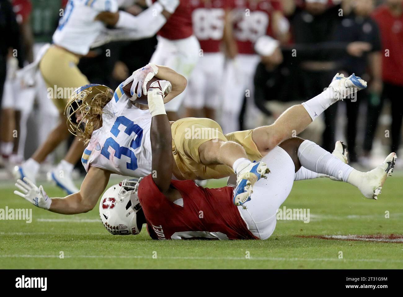 UCLA running back Carson Steele (33) is tackled by Stanford linebacker ...