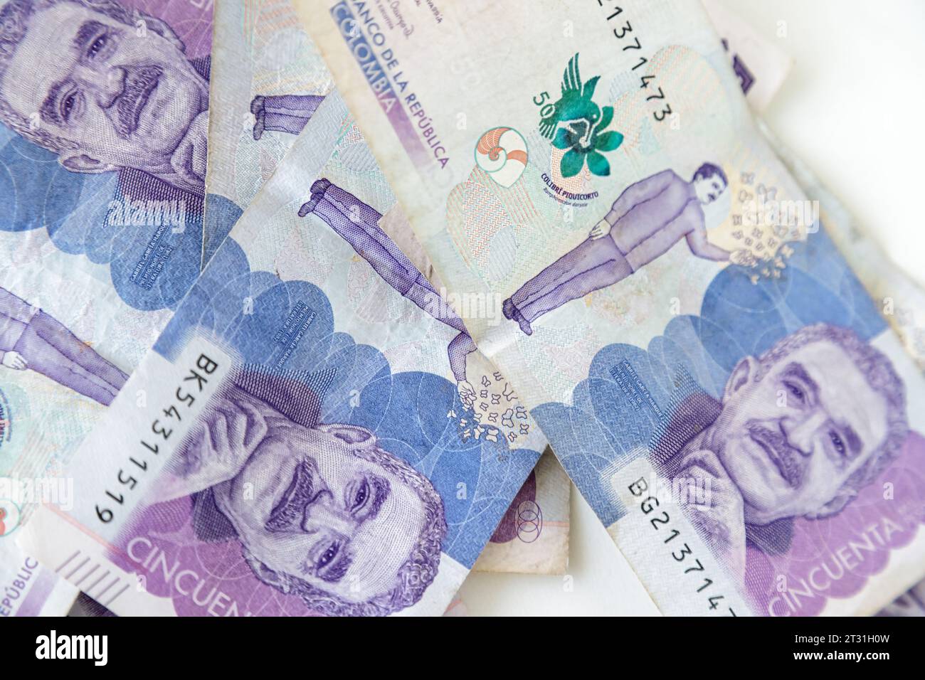 Pesos bills hi-res stock photography and images - Alamy
