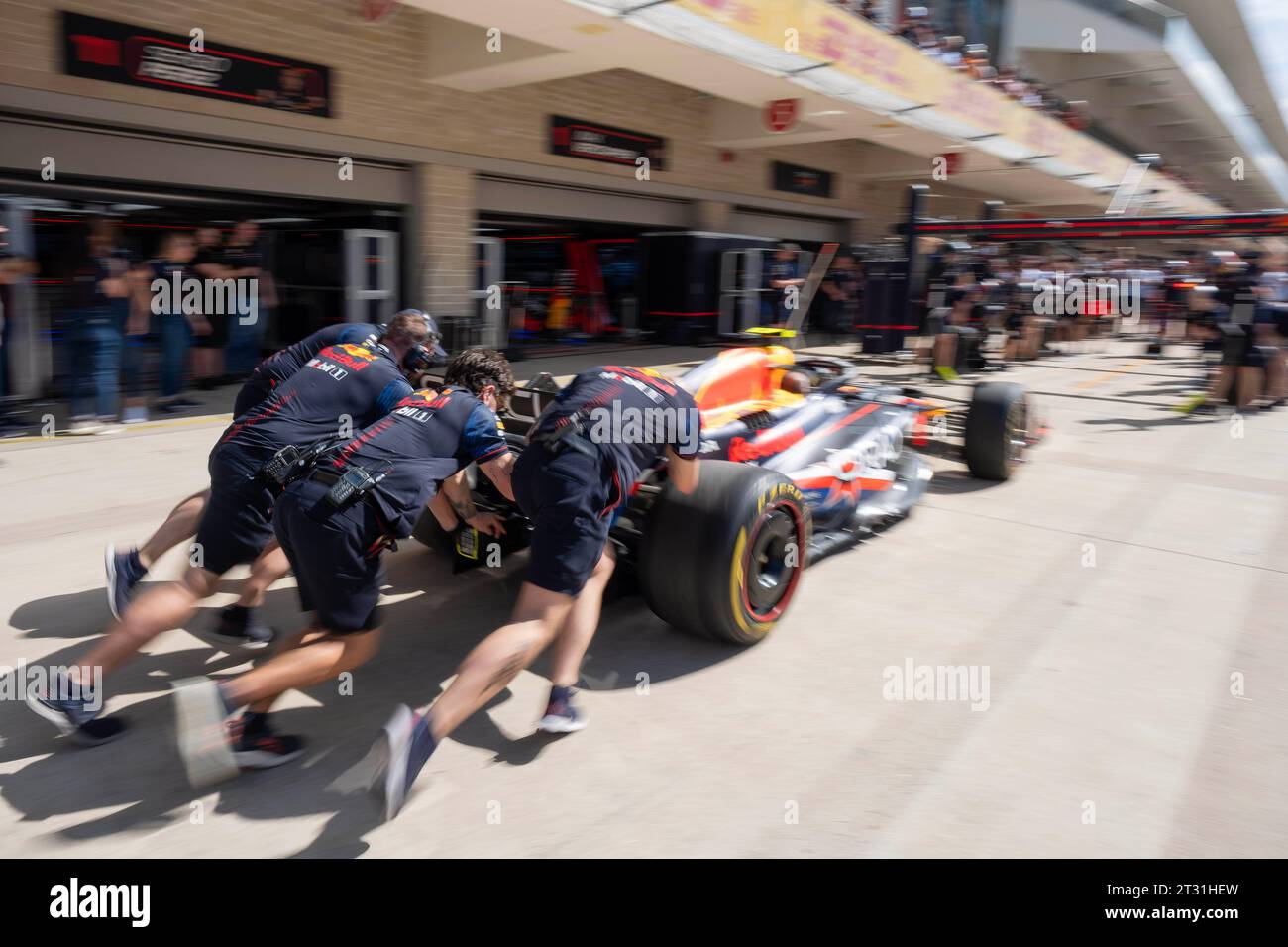 October 22, 2023: Oracle Red Bull Racing pit crew practice before the ...