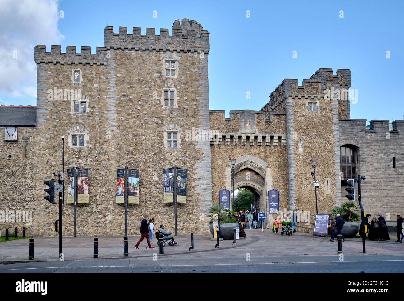 Historic architecture cardiff hi-res stock photography and images - Alamy