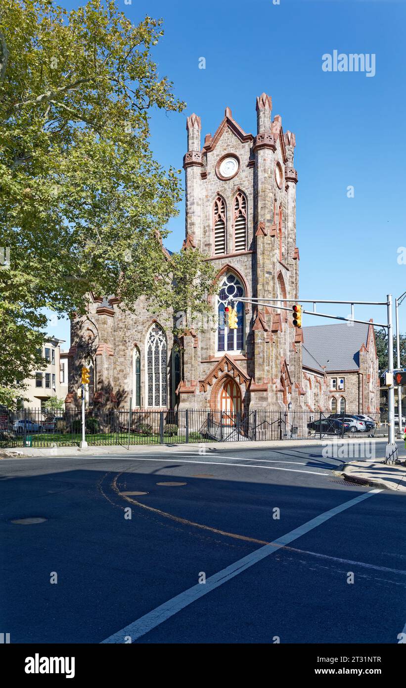 Ewing and Carroll, Trenton: New Holy Cross Church of Christ is a Gothic ...