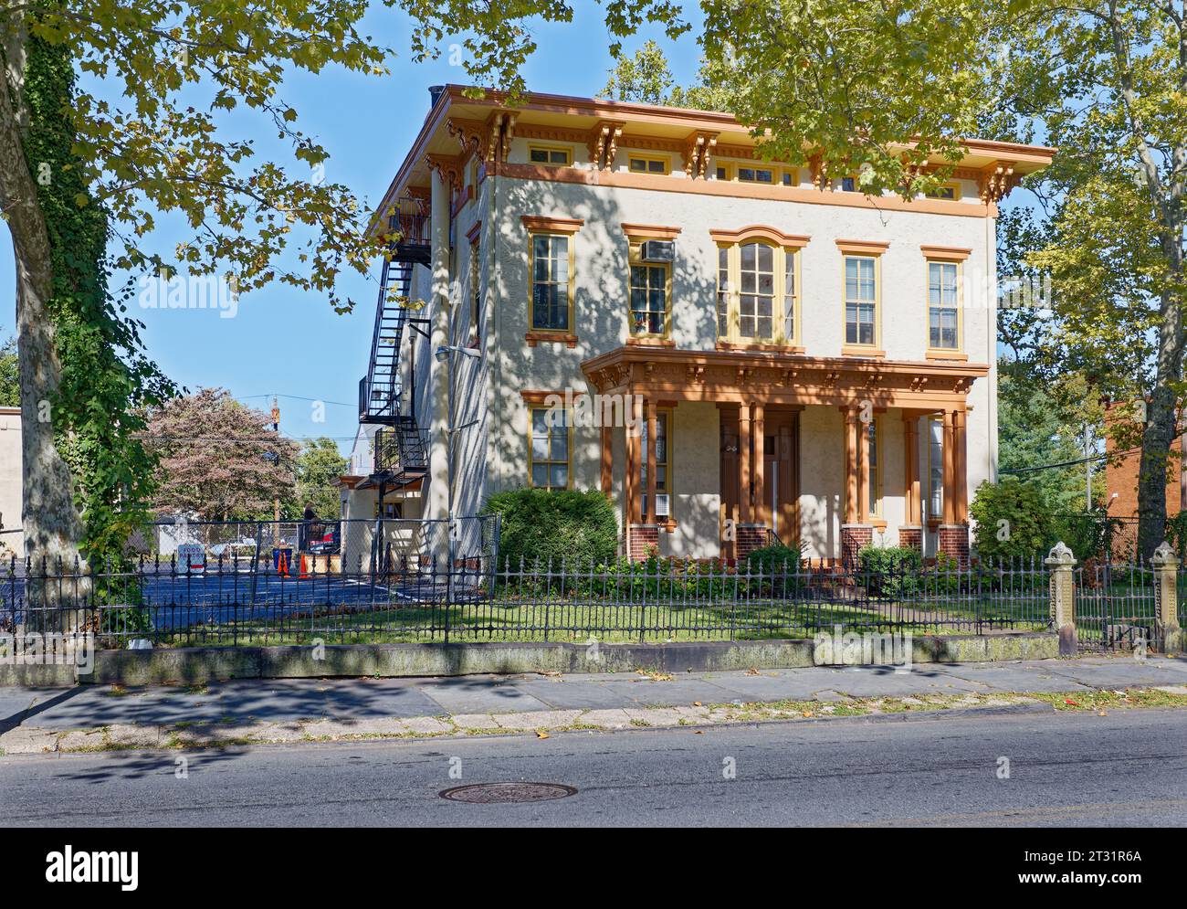 79 n clinton ave hi-res stock photography and images - Alamy