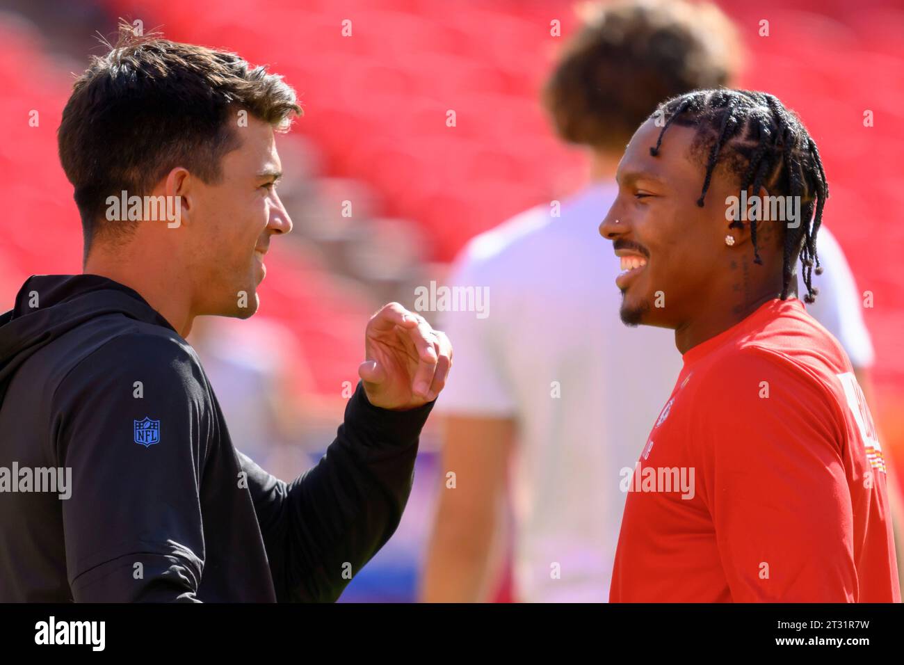 Los Angeles Chargers wide receiver Alex Erickson, left, visits with ...