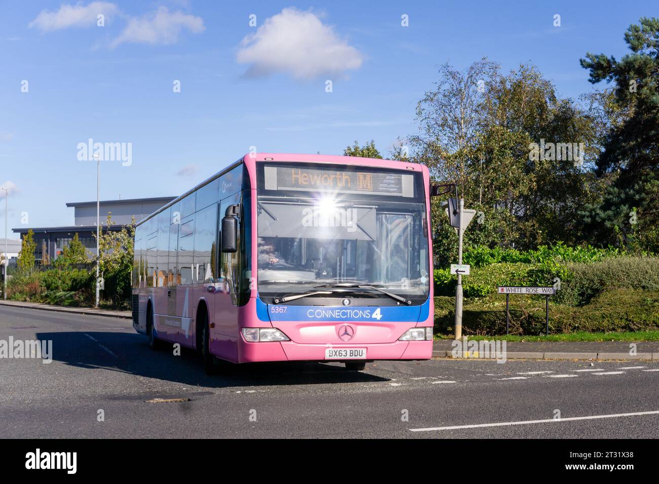 Go North East Connections 4 bus, destination Heworth, at Follingsby ...