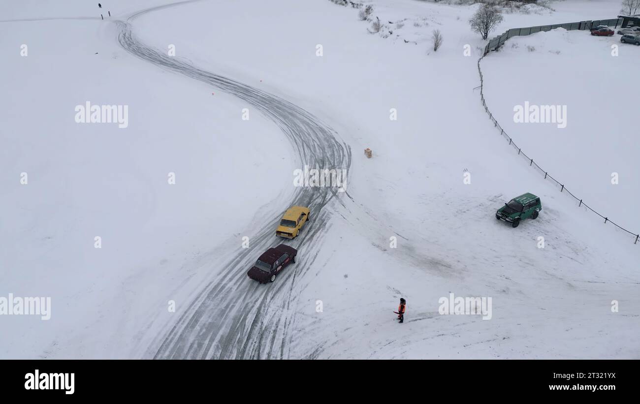 Racing cars compete on ice hi-res stock photography and images - Alamy