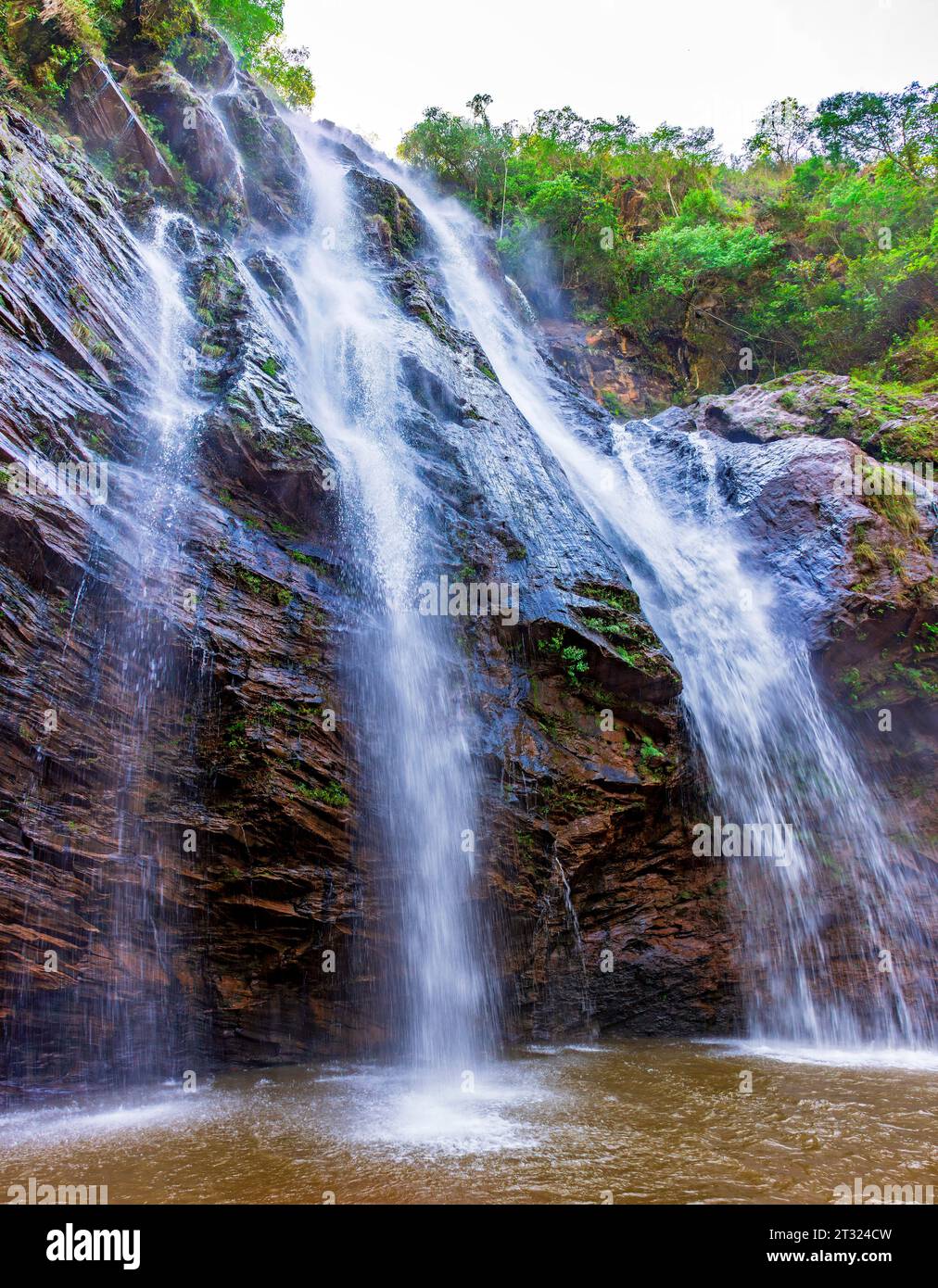 Wet well hi-res stock photography and images - Alamy