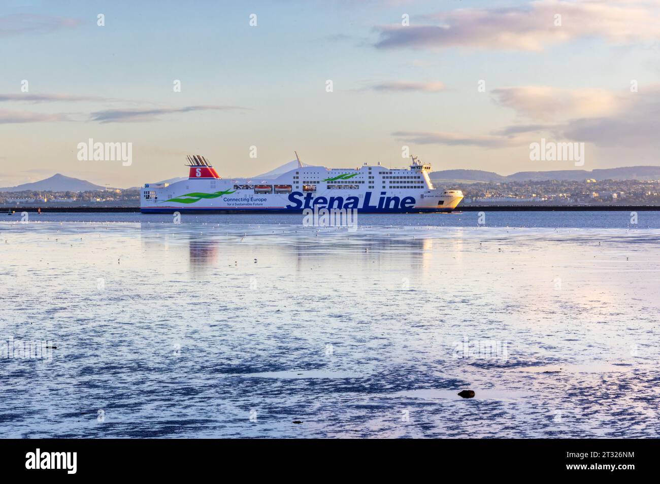 "Stena Line" ferry boat "Stena Adventurer" sails into Dublin Port on ...