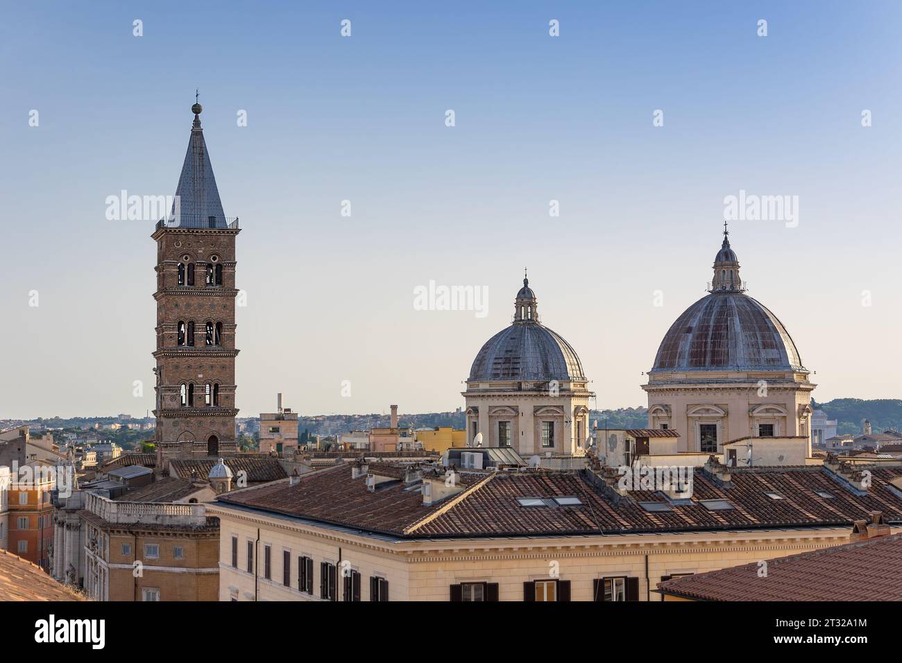 Roman rooftops rome italy hi-res stock photography and images - Alamy