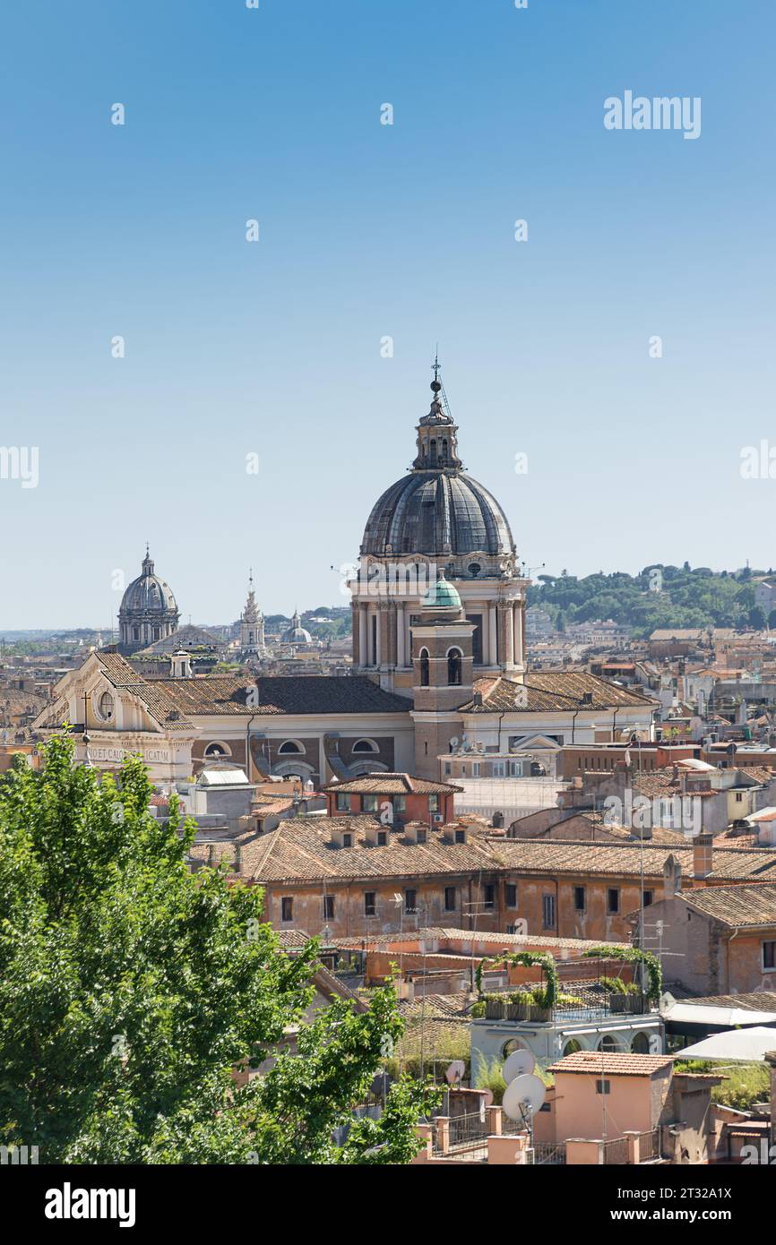 View on rooftops rome italy hi-res stock photography and images - Alamy