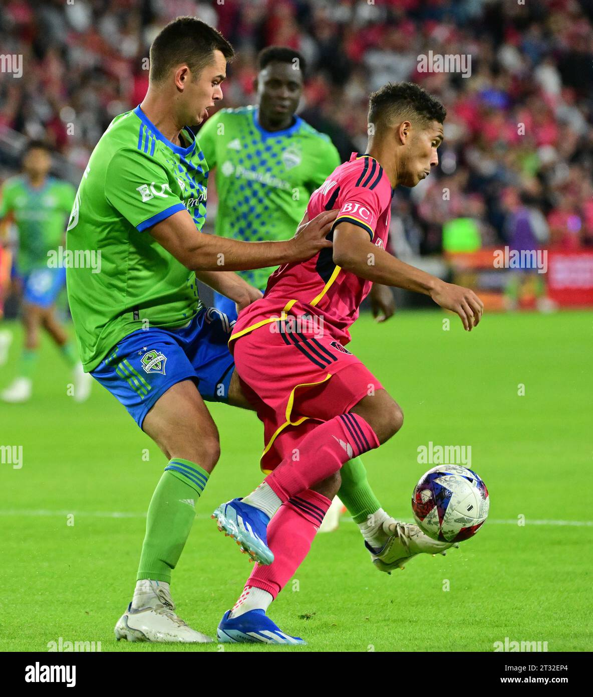St. Louis, USA. 21st Oct, 2023. Seattle Sounders defender Jackson Ragen ...