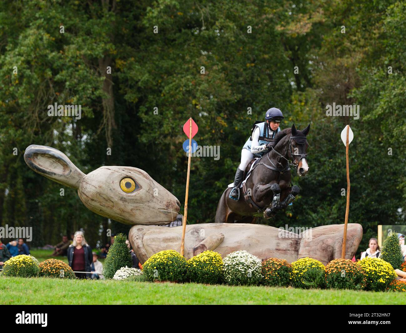 Kitty KING of Great Britain with Kantango during the cross-country at ...