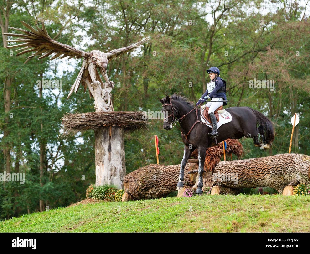 Mollie SUMMERLAND of Great Britain with Mojo during the cross-country ...