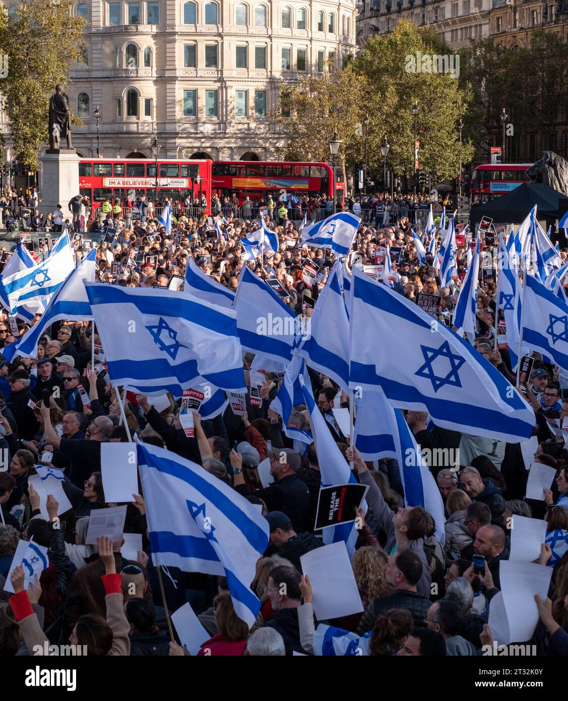 Crowds with Israeli flags pro-Israel solidarity rally in Trafalgar ...