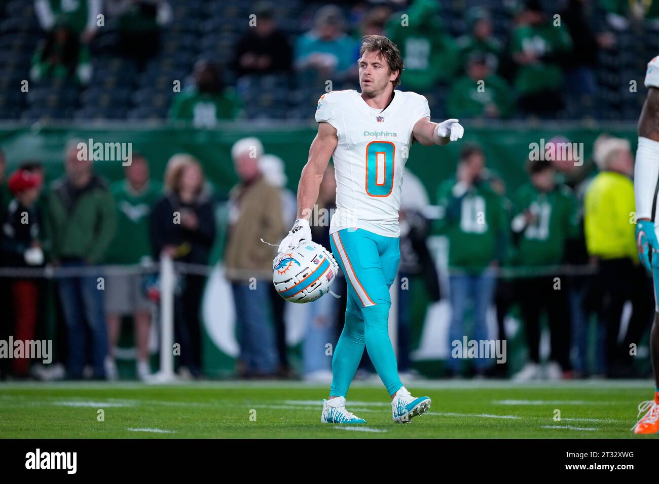 Miami Dolphins wide receiver Braxton Berrios (0) warms up before an NFL ...