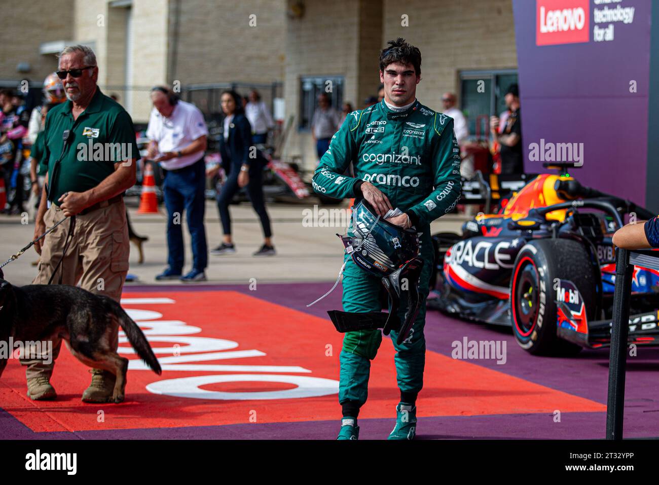 Aston martin f1 team flag hi-res stock photography and images - Alamy