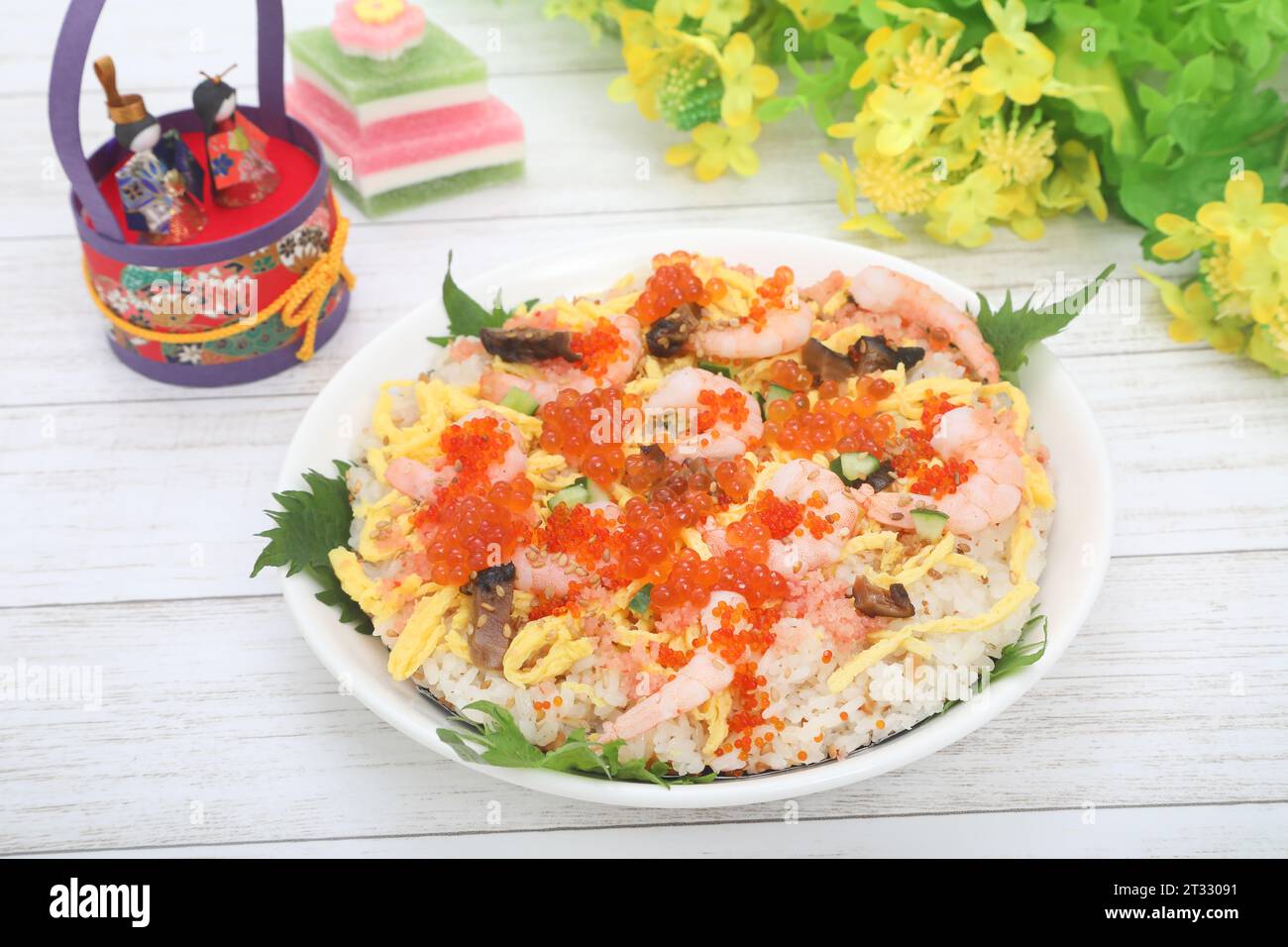 Chirashizushi (Rice topped with sashimi and other ingredients Stock ...