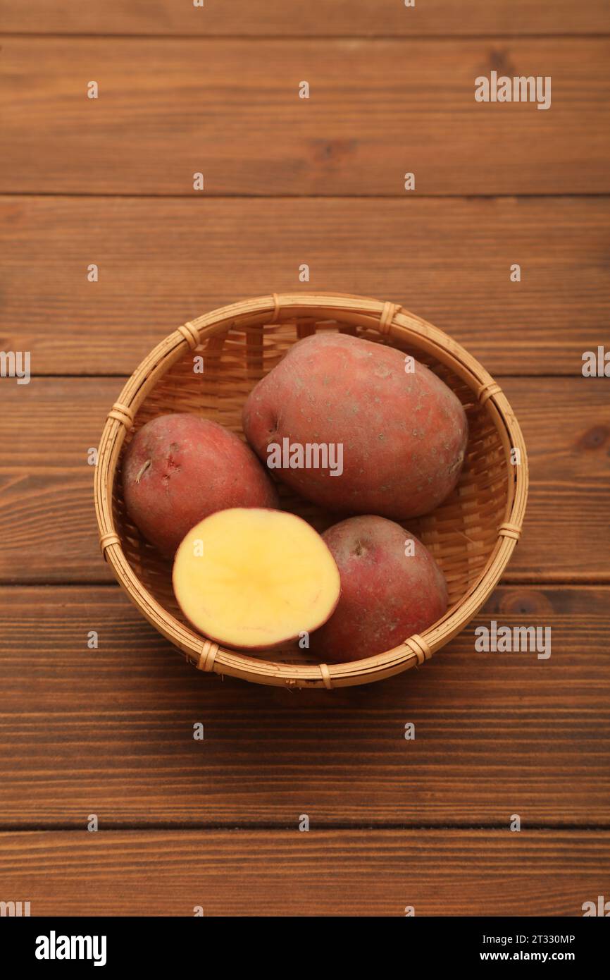 Andes Red Potato Stock Photo - Alamy