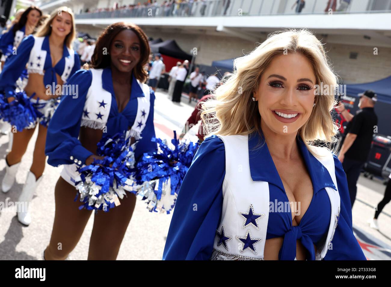 2023 dallas cowboys cheerleaders hi-res stock photography and images ...