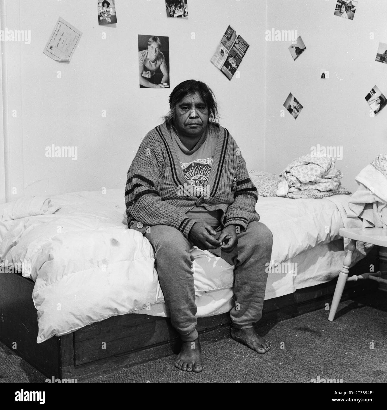 Homeless aboriginal woman in a homeless council accommodation Stock ...