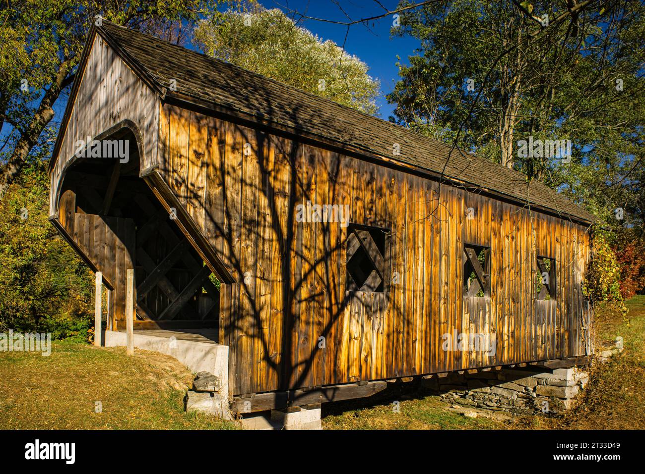 Baltimore Covered Bridge Springfield, Vermont, USA Stock Photo - Alamy