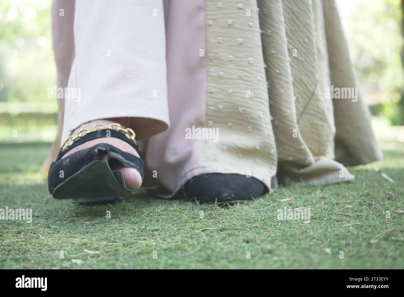 High heel damaged hi-res stock photography and images - Alamy