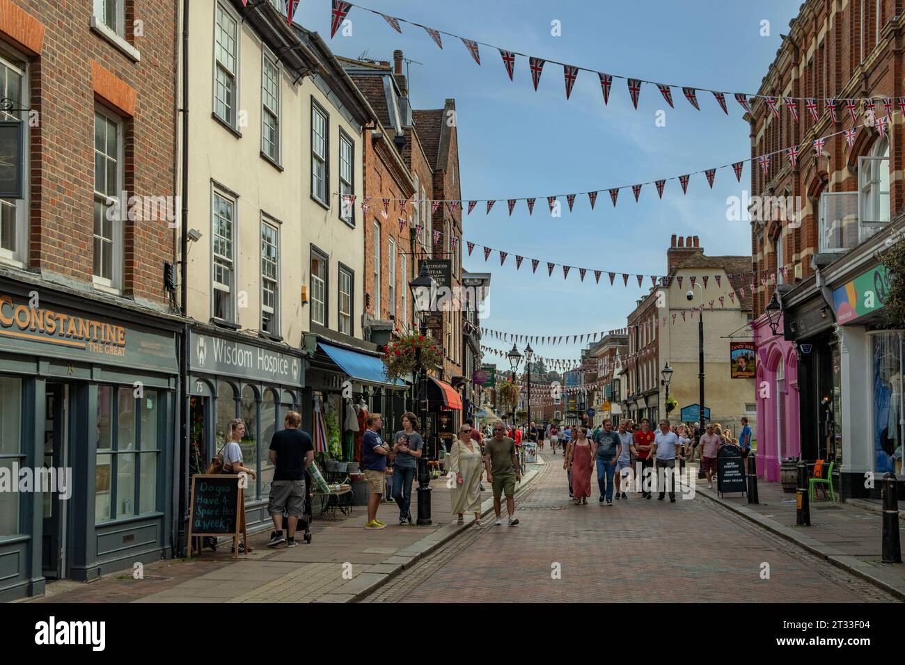 Rochester high street hi-res stock photography and images - Alamy