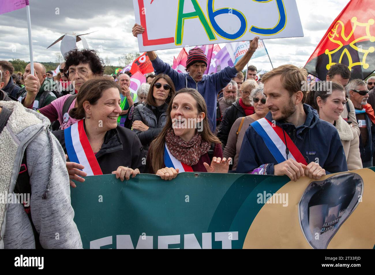 Karen Erodi, Anne Stambach and François Piquemal during demonstration ...