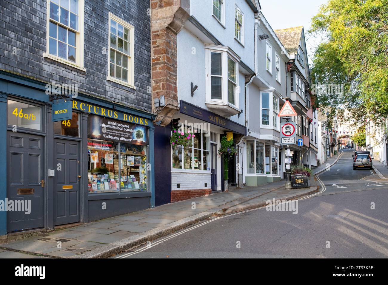 Shops along the Fore Street. Totnes, Devon, England Stock Photo - Alamy